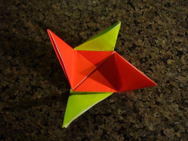 Little Seouls Blog: How to Make Your Own Ddakji 딱지접기