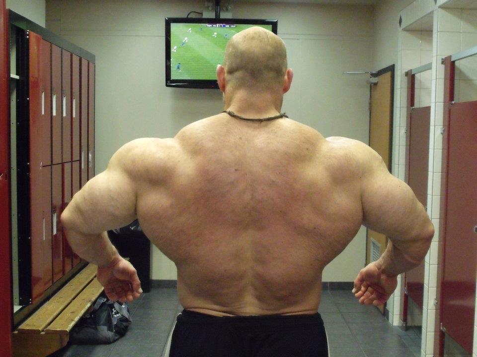 Muscle Lover: The mass of Martin again!