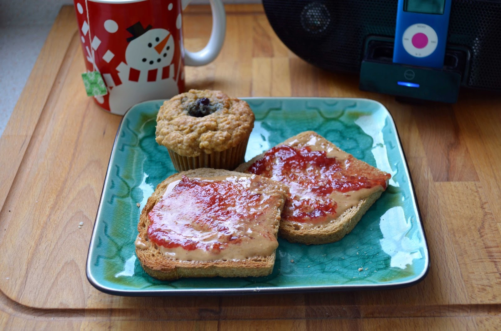 Woman in Real Life: What I Ate Wednesday with a cookie giveaway