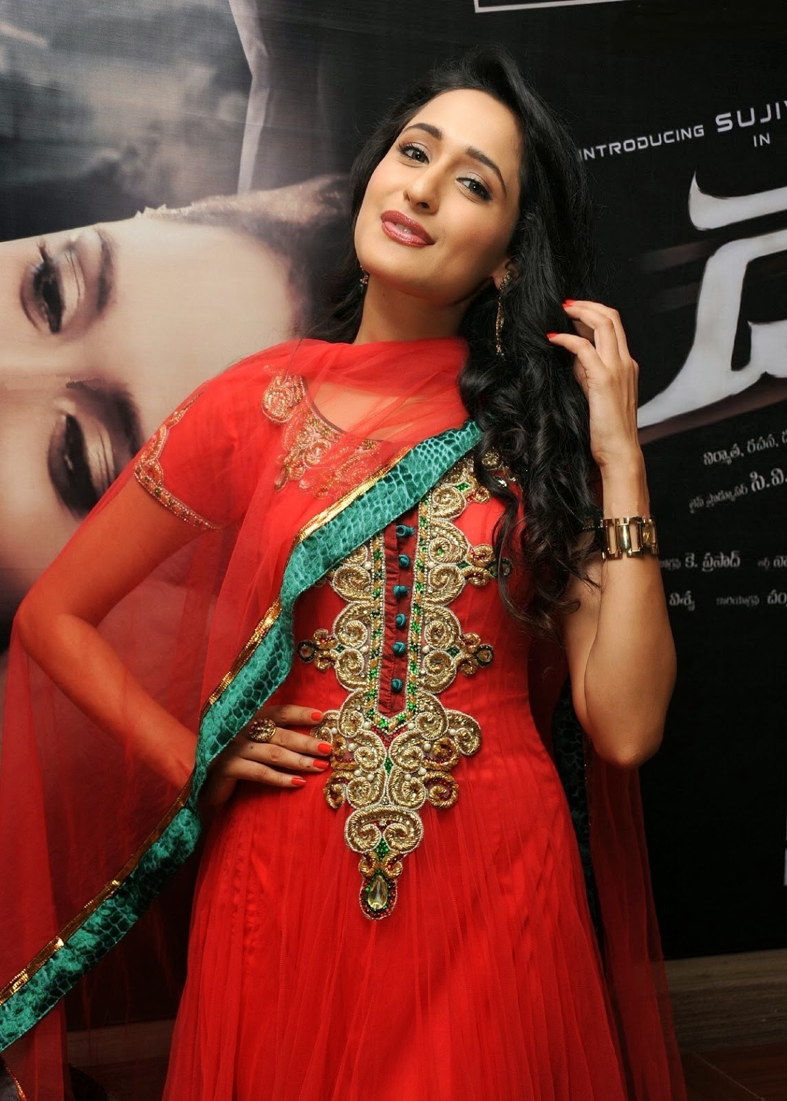 Indian Girls Models: Indian Super Model Pragya Jaiswal