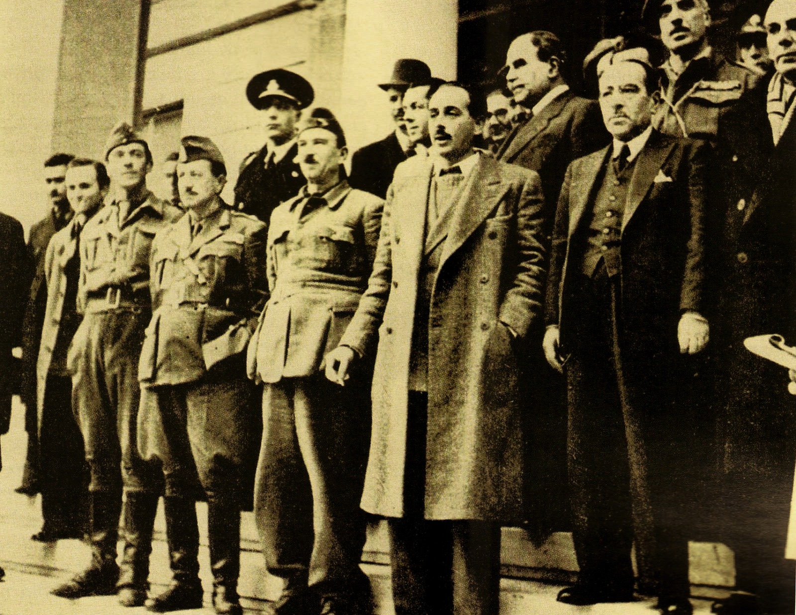 ΙΣΤΟΡΙΑ ΕΛΛΗΝΙΚΗ ΚΑΙ ΠΑΓΚΟΣΜΙΑ : ΙΕΡΟΣ ΔΕΣΜΟΣ ΕΛΛΗΝΩΝ ΑΞΙΩΜΑΤΙΚΩΝ (Ι.Δ ...