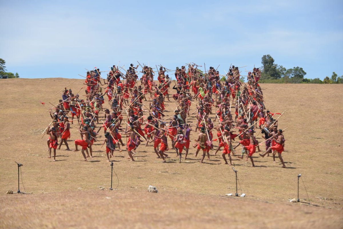 Menikmati Seni dan Budaya Tradisional Belu, NTT di Festival Likurai ...