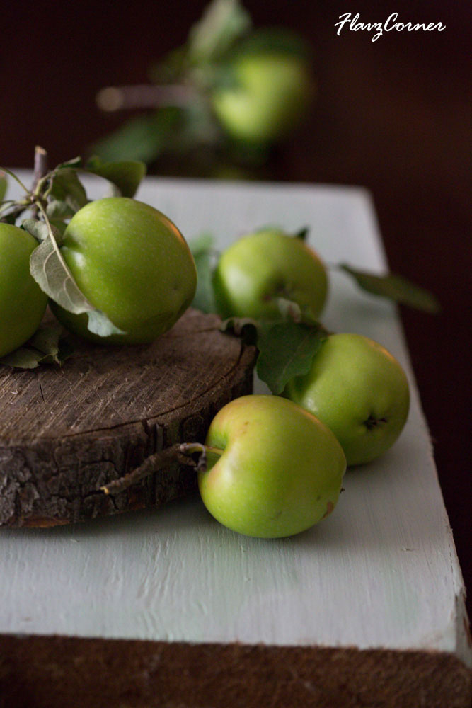 Green Apple In Yogurt Sauce/ Apple Pachadi