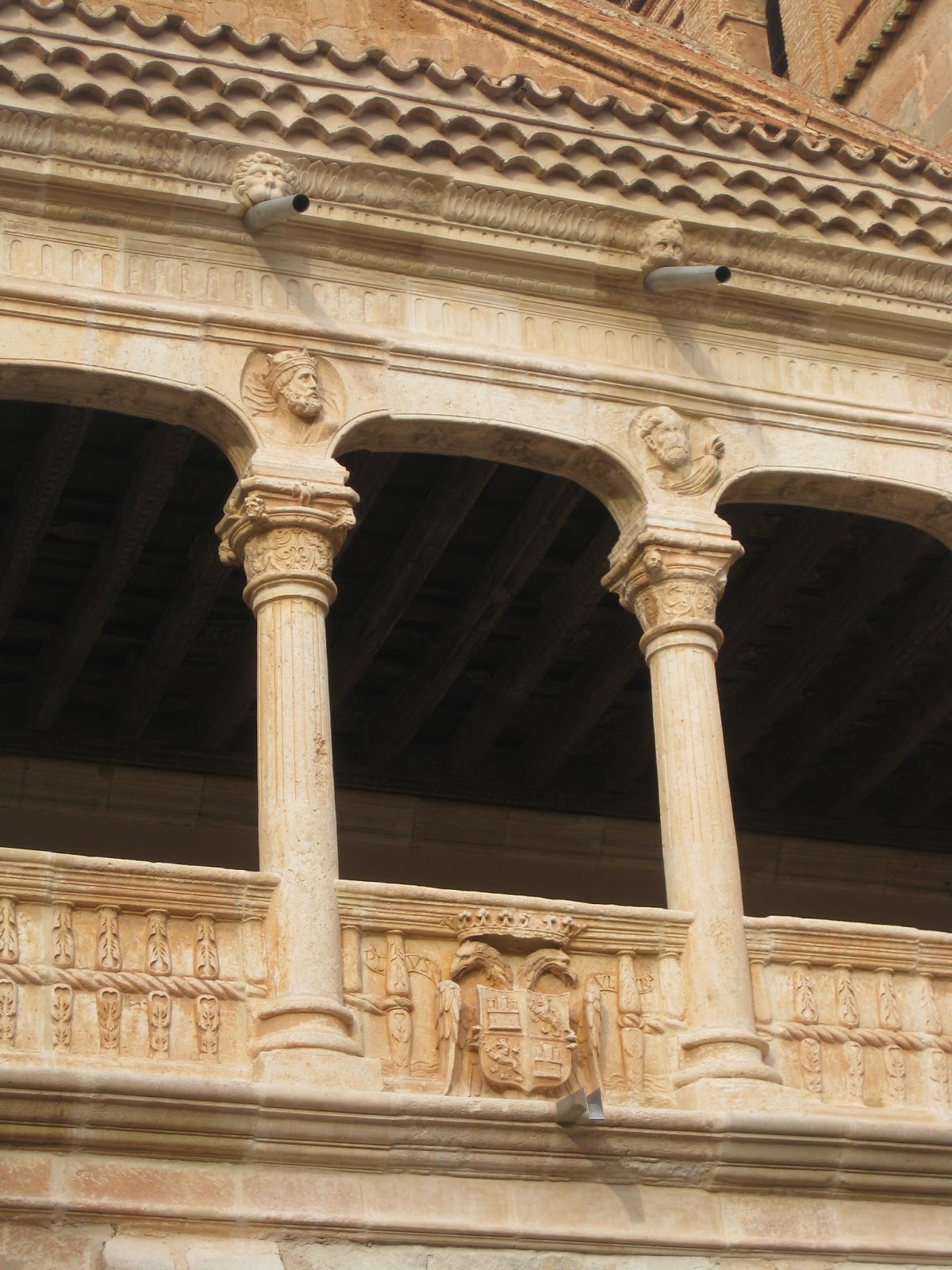 A SOLAS CON CLIO: Santa María de Huerta, un joya cisterciense en Soria