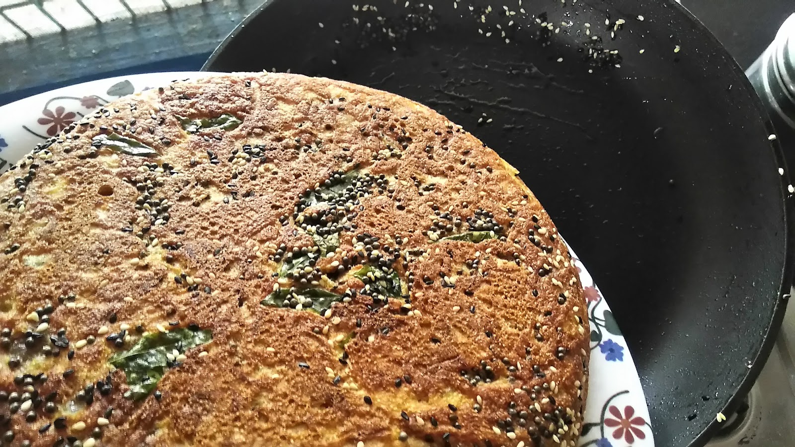 Easy Children Recipes: INSTANT RAVA HANDVO / SUJI HANDVO/ RAWA HANDVO