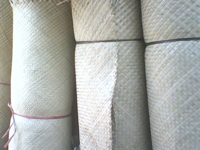 BERBAGAI KERAJINAN DARI ANYAMAN PANDAN | yudha craft production