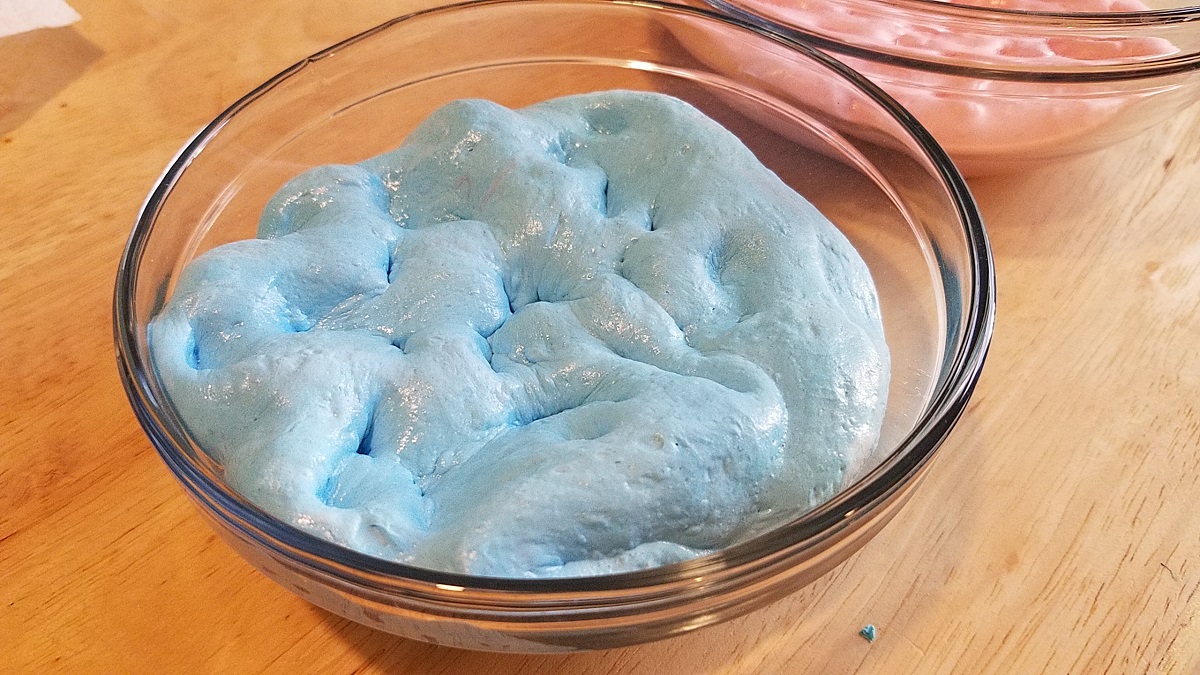 Clever, Crafty, Cookin' Mama: How to Make Fluffy Slime