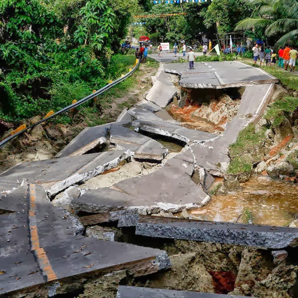 FLOWERSBLOOMS by "Elvie": A Prayer of Hope for Bohol and Central ...