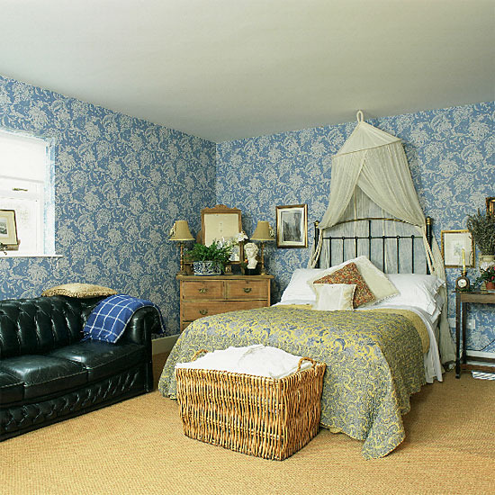 New Home Interior Design: Sweet Traditional Bedroom