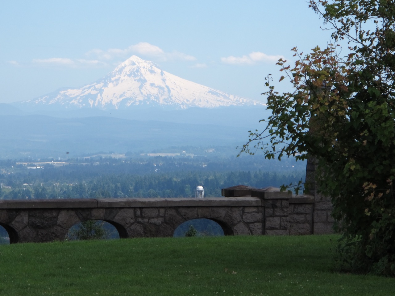 Peaceful Places in Portland: The View From Rocky Butte