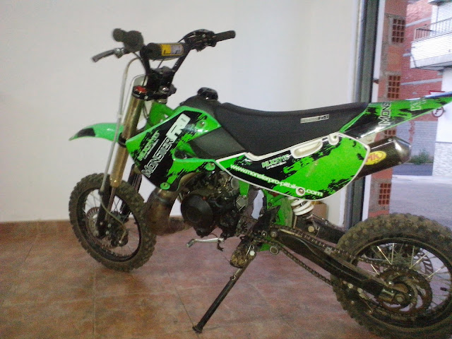 Bt-Motorsport: Monster pro pit bike