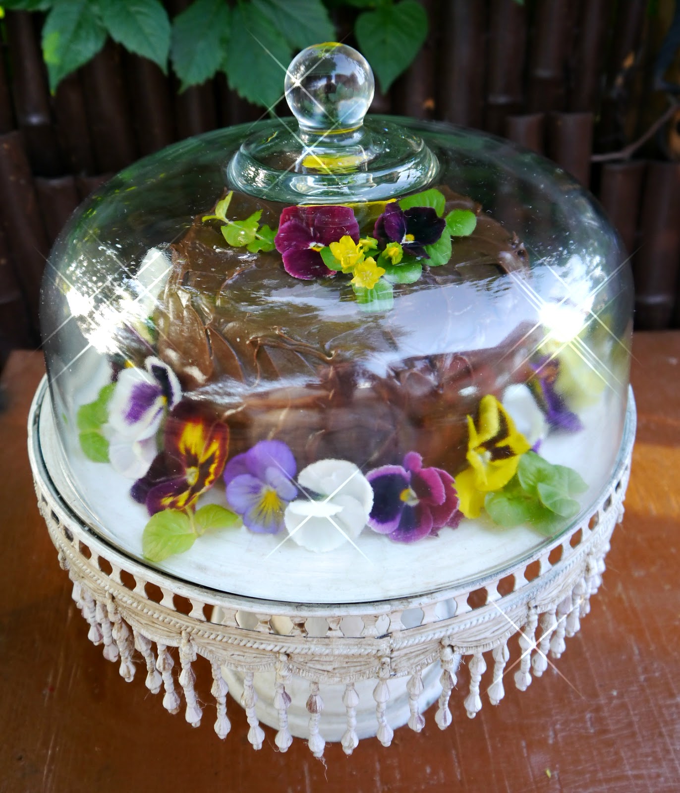 Suzy Homefaker: No Egg Chocolate Cake {Hundred Dollar Cake}