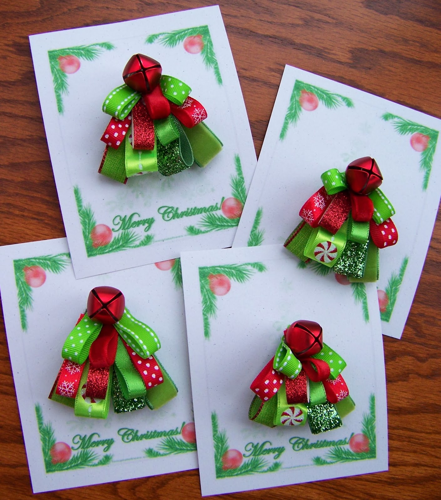 the momoo: Ribbon Christmas Tree Pins