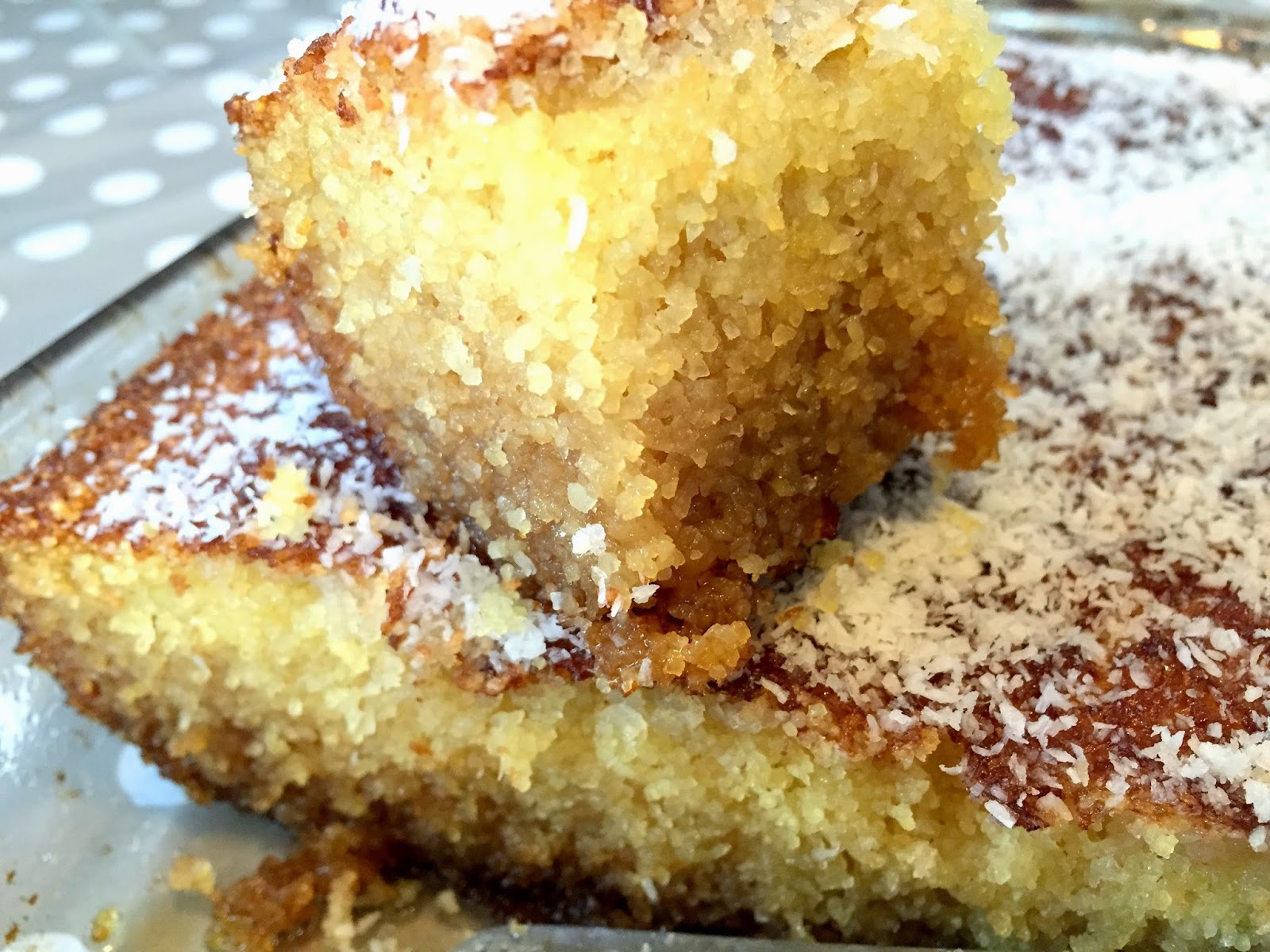 Gâteau oriental facile : Basboussa à la noix de coco