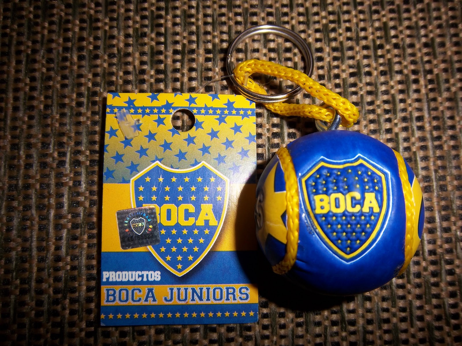 estamos actualizando . sepan disculparme: llavero original producto de ...