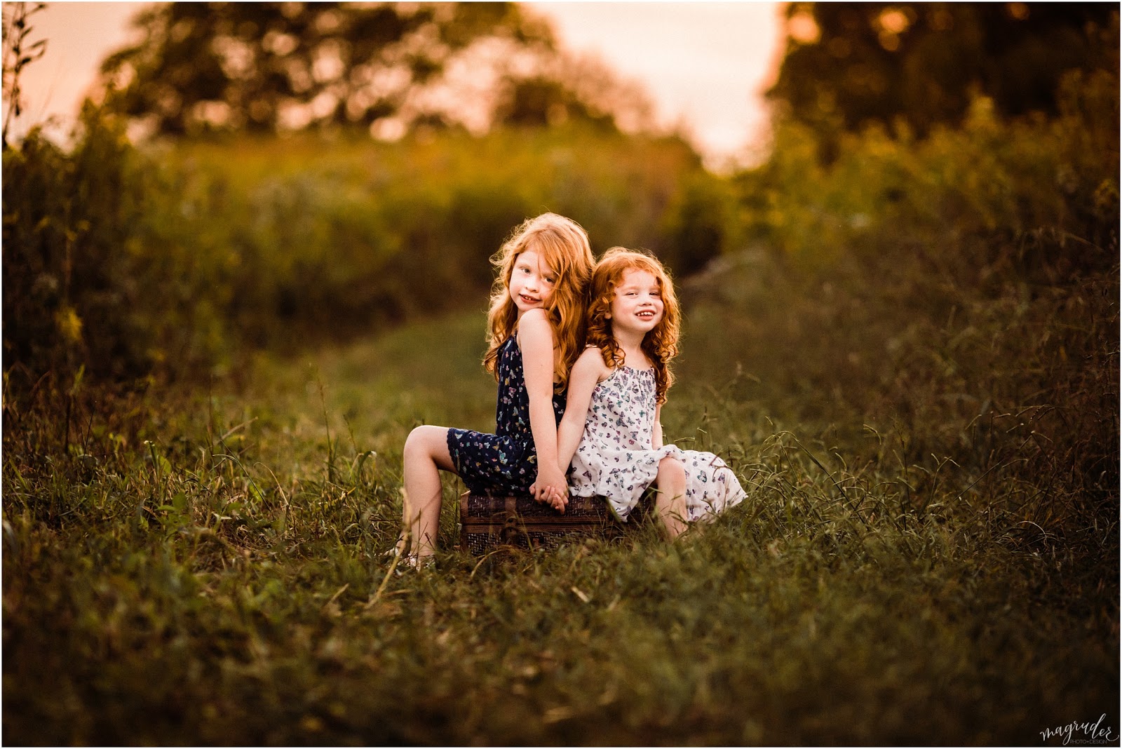 Portrait Photography | Mother & Daughters Vintage Inspired Session