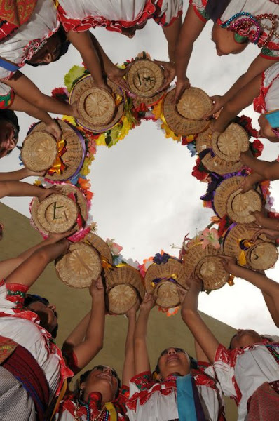 Ballet Folklórico de Puebla de Elías Guerra: Colecciones Trajes Típicos ...
