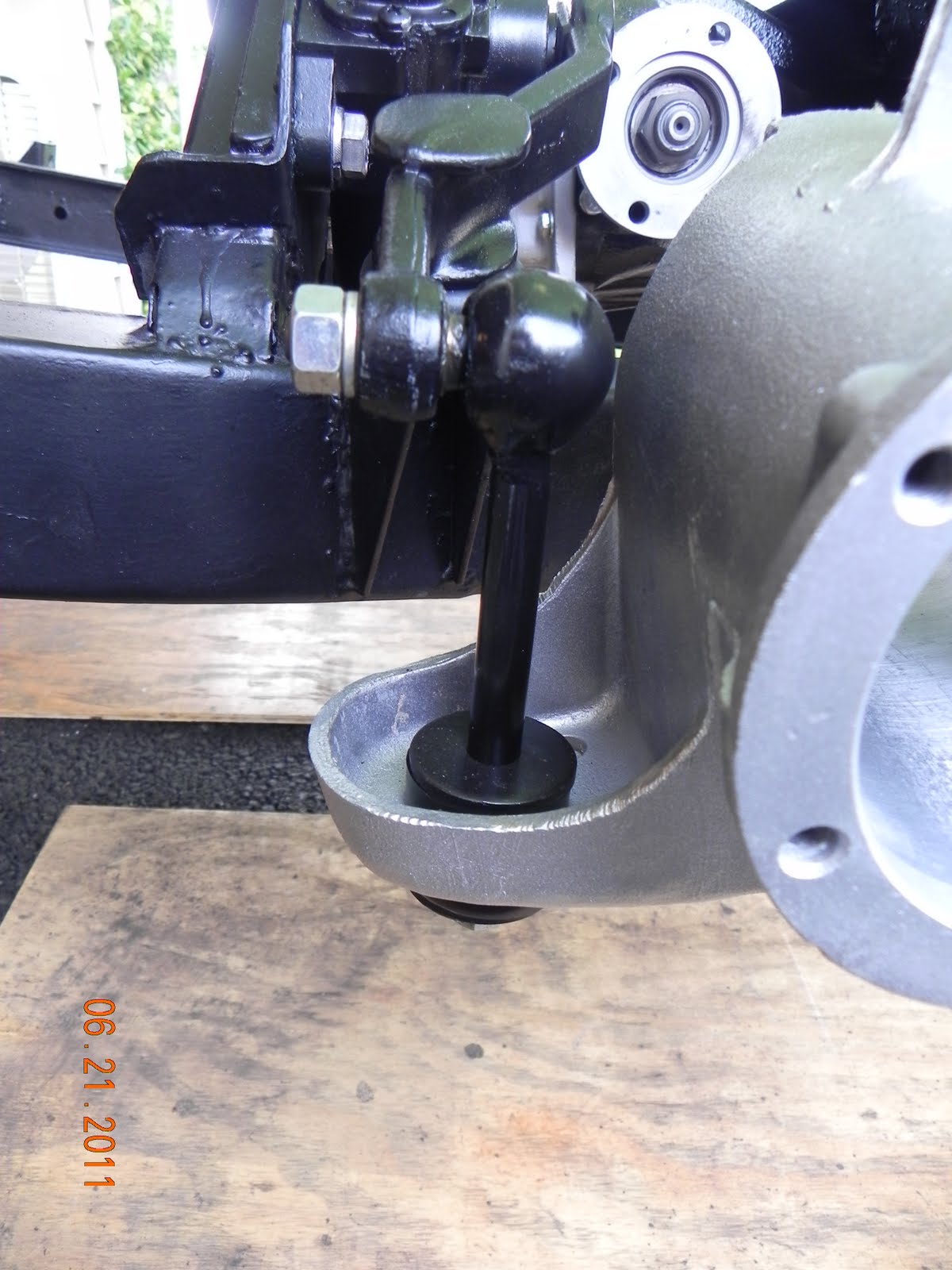 Tripp's TR6: More Rear Suspension Progress