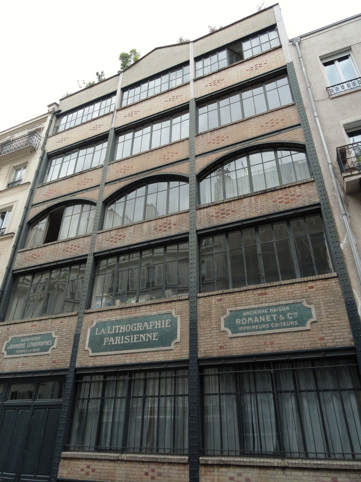 Des usines à Paris: Les trésors industriels de la rue Corbeau