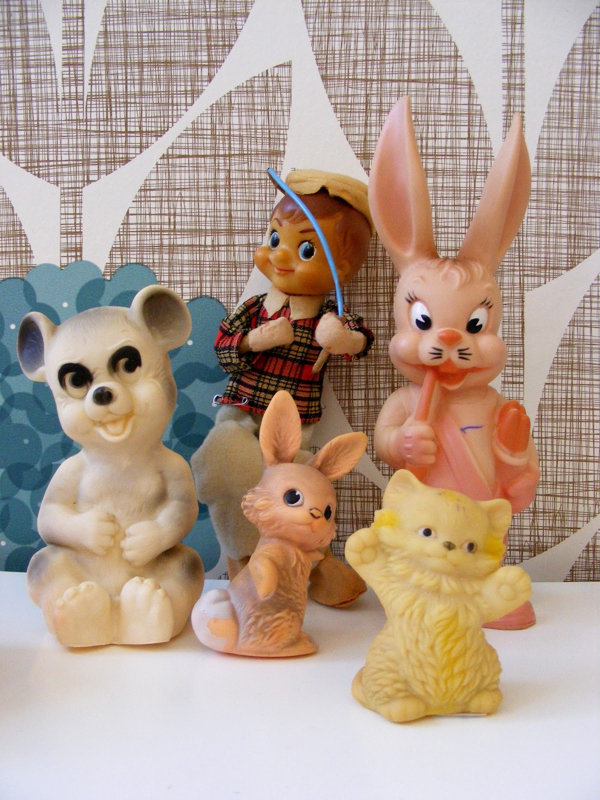 VAMP FURNITURE: New vintage toys at Vamp - 22 November 2012