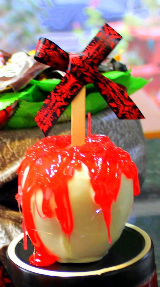 52 Ways to Cook: Bloody Candy Apples - 52 Snacks for Children's Church