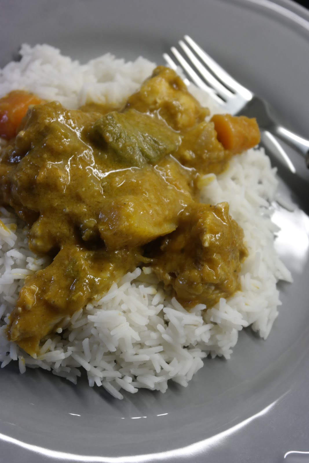 COZINHAR COM OS ANJOS: MOAMBA DE FRANGO