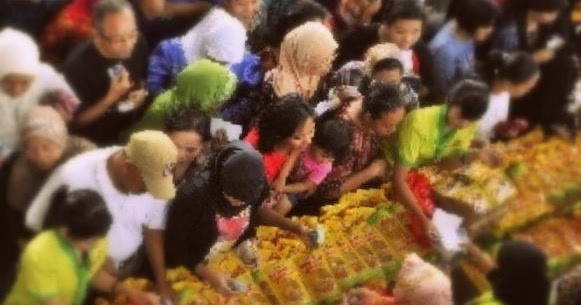 Pemda Biak Numfor Gelar Pasar Murah Ramadhan - #PapuaUS - Papua Untuk ... Pemda Biak Numfor Gelar Pasar Murah Ramadhan - #PapuaUS - Papua Untuk ...