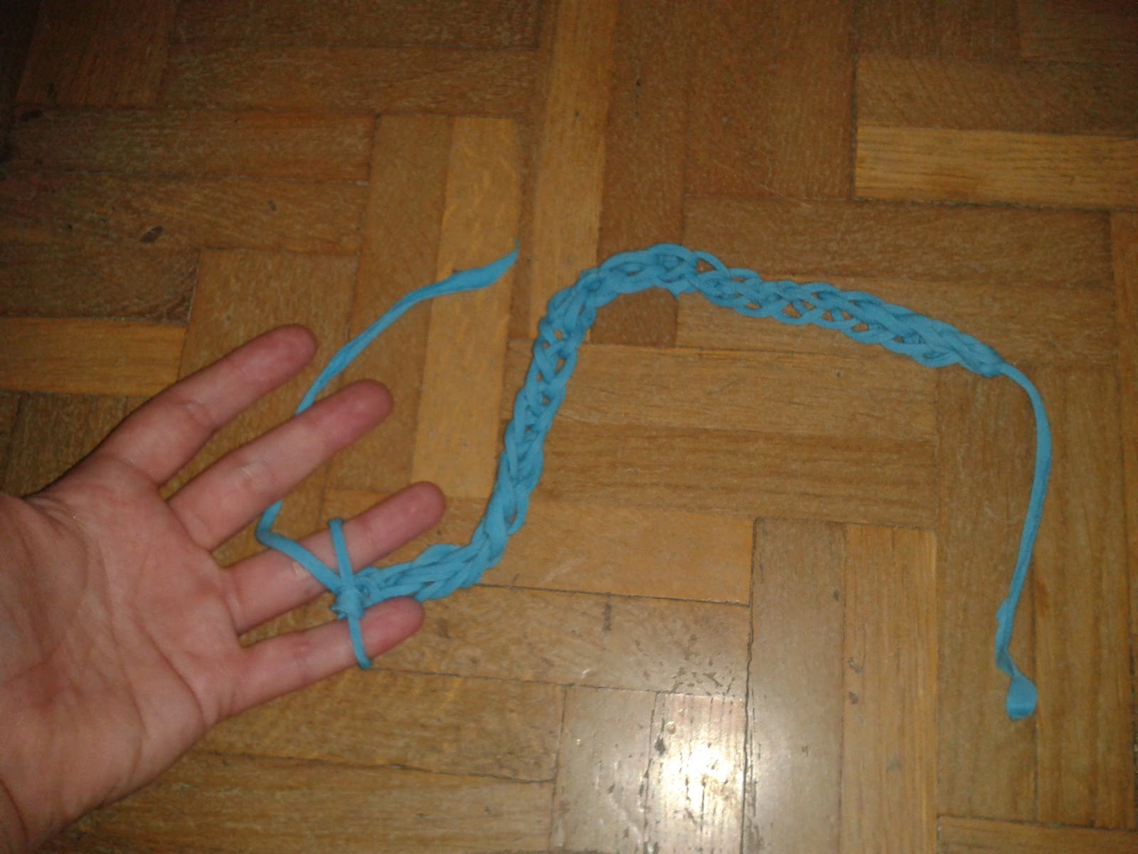 HaPpY CraftS on KrisPiSlanD: tejer con las manos