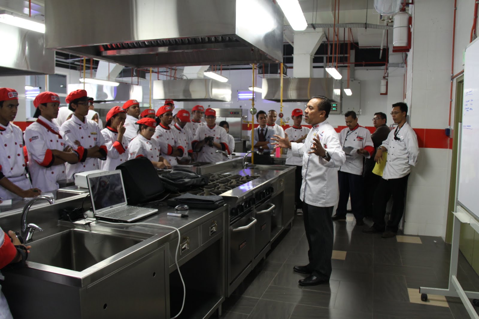 MASTER CHEFCELEBRITY SABRI HASSAN :: BENGKEL MASAKAN BERSAMA CHEF SABRI ...