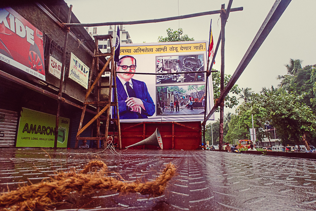 MUMBAI PAUSED: Station Road. Chembur