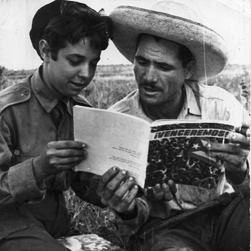 Caminos del viento: "Alfabetizar a los que no saben leer el dolor ...