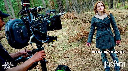 Emma Watson Updates: New picture of Emma Watson on set of 'Harry Potter ...
