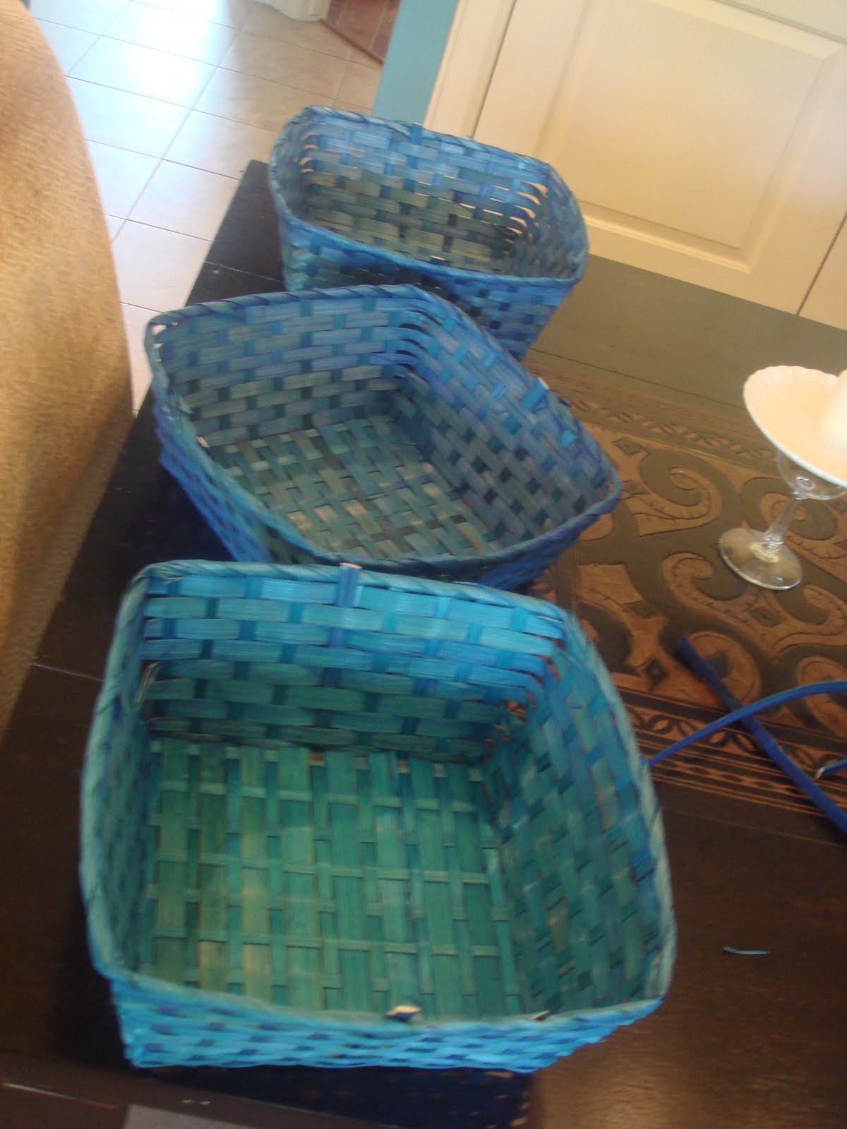 Prudently Painted Vintage: A frilly Easter basket
