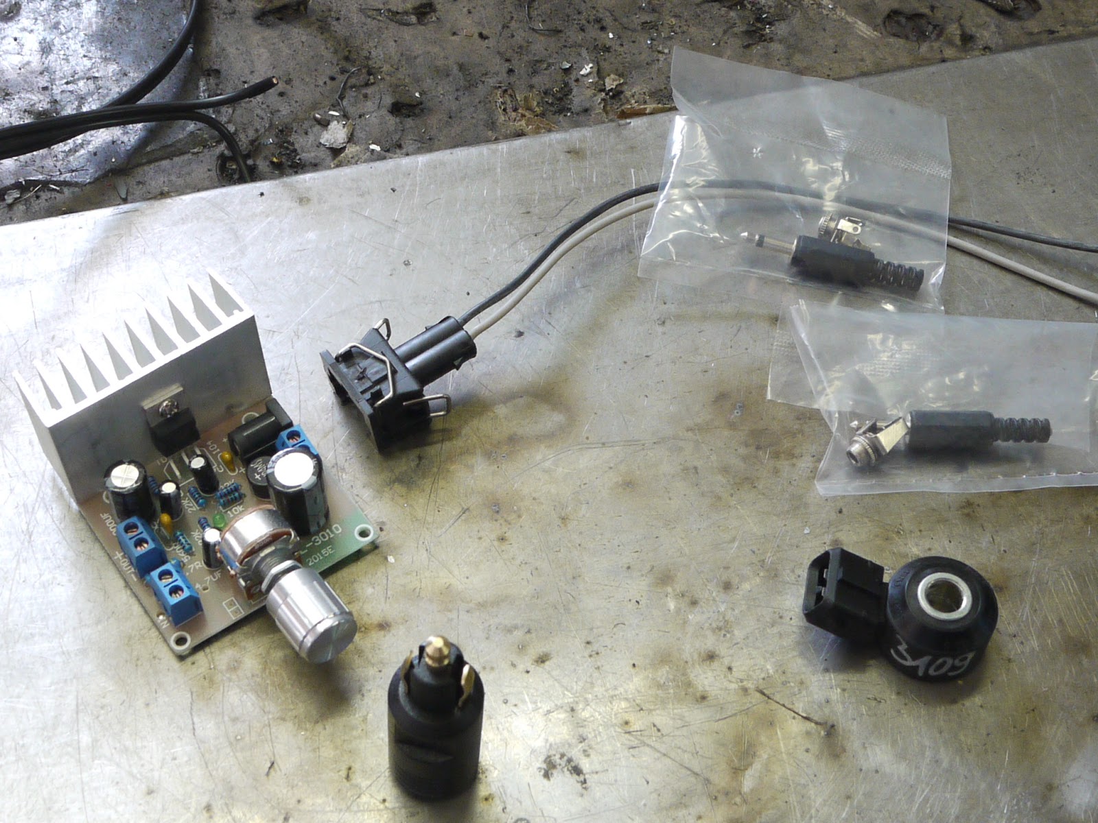 Greasy Greg: One from the workshop: DIY-knocksensor