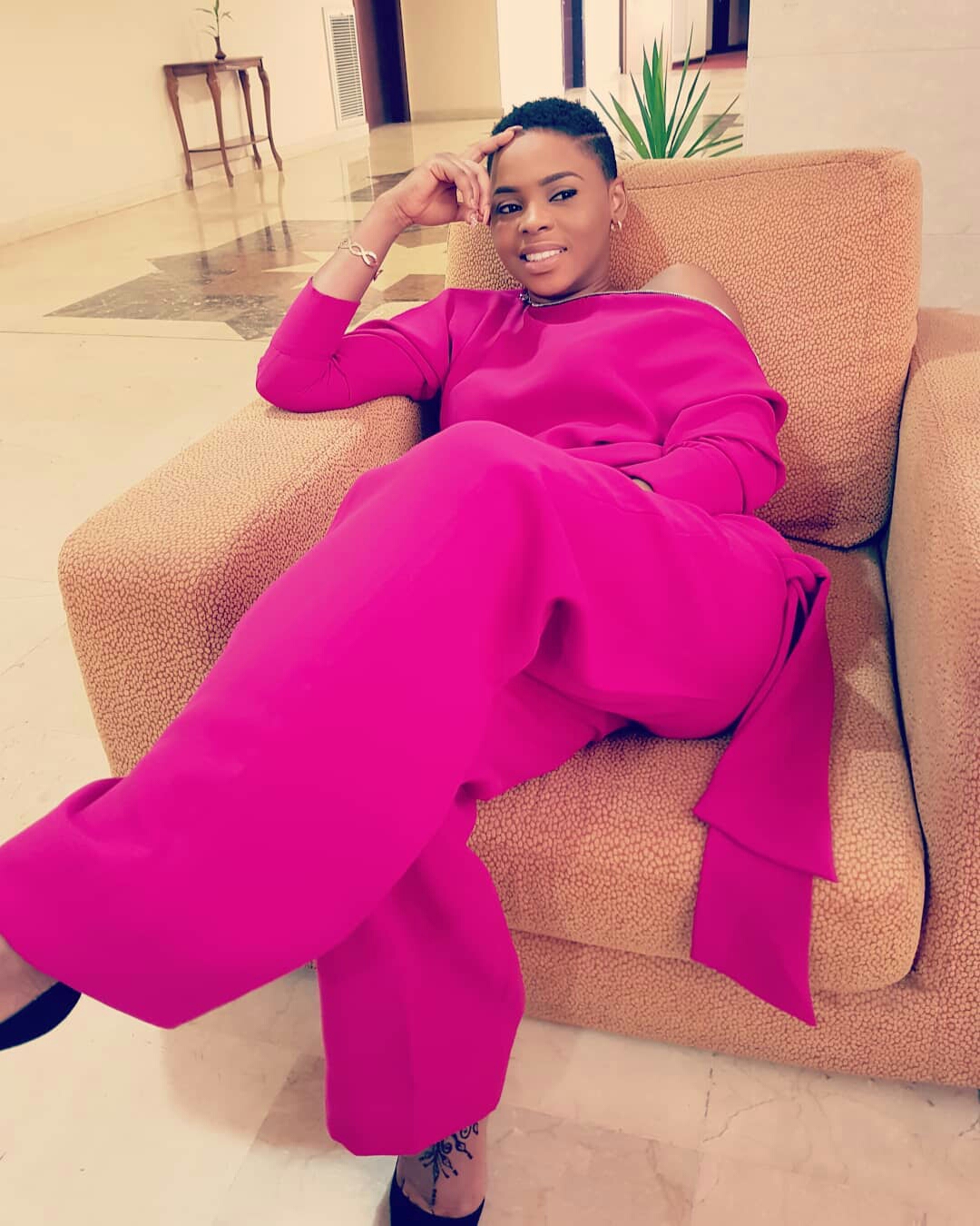7 Shades of Singer, Chidinma Ekile as she turns 27 today (Photos ...