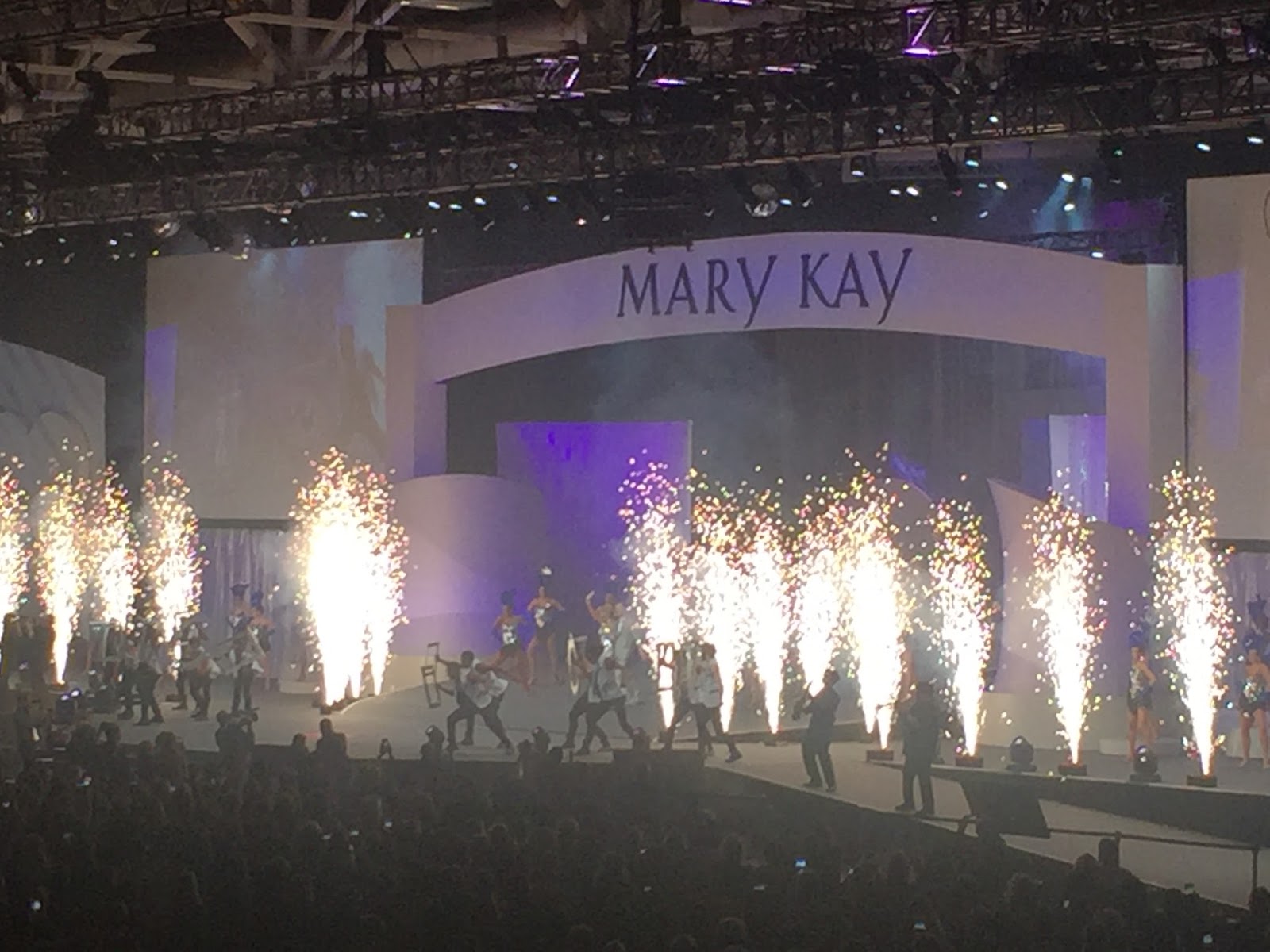 Curls & Cappuccinos: Mary Kay Seminar 2016