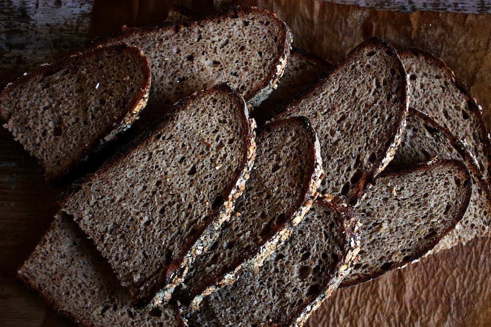 Tartine Bread Experiment: Roggen Vollkornbrot (well, almost)