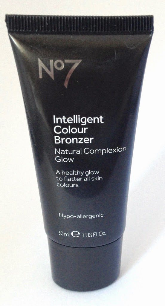 BeautySwot: No7 Intelligent Colour Bronzer