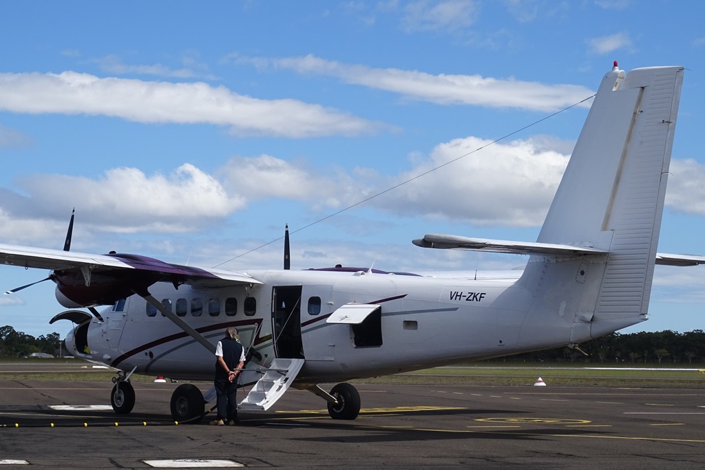 Central Queensland Plane Spotting: Seair Pacific / Istlecote DHC-6-100 ...