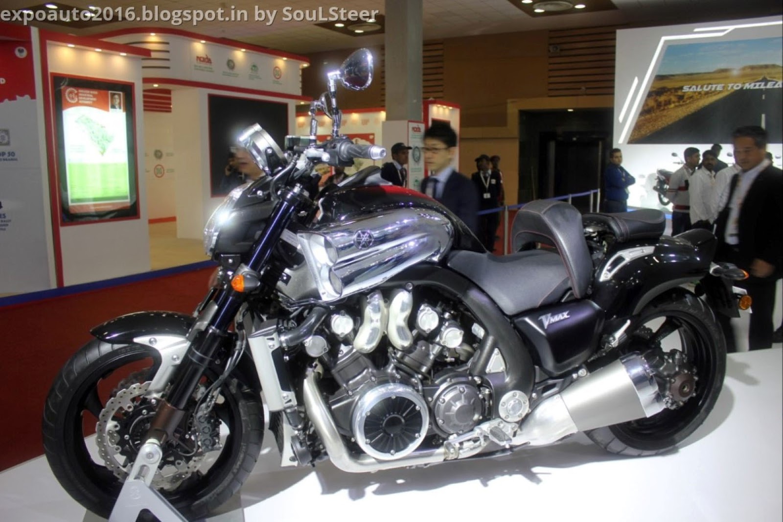 Auto Expo 2016 by SouLSteer: V4 engine powered Yamaha VMAX power ...