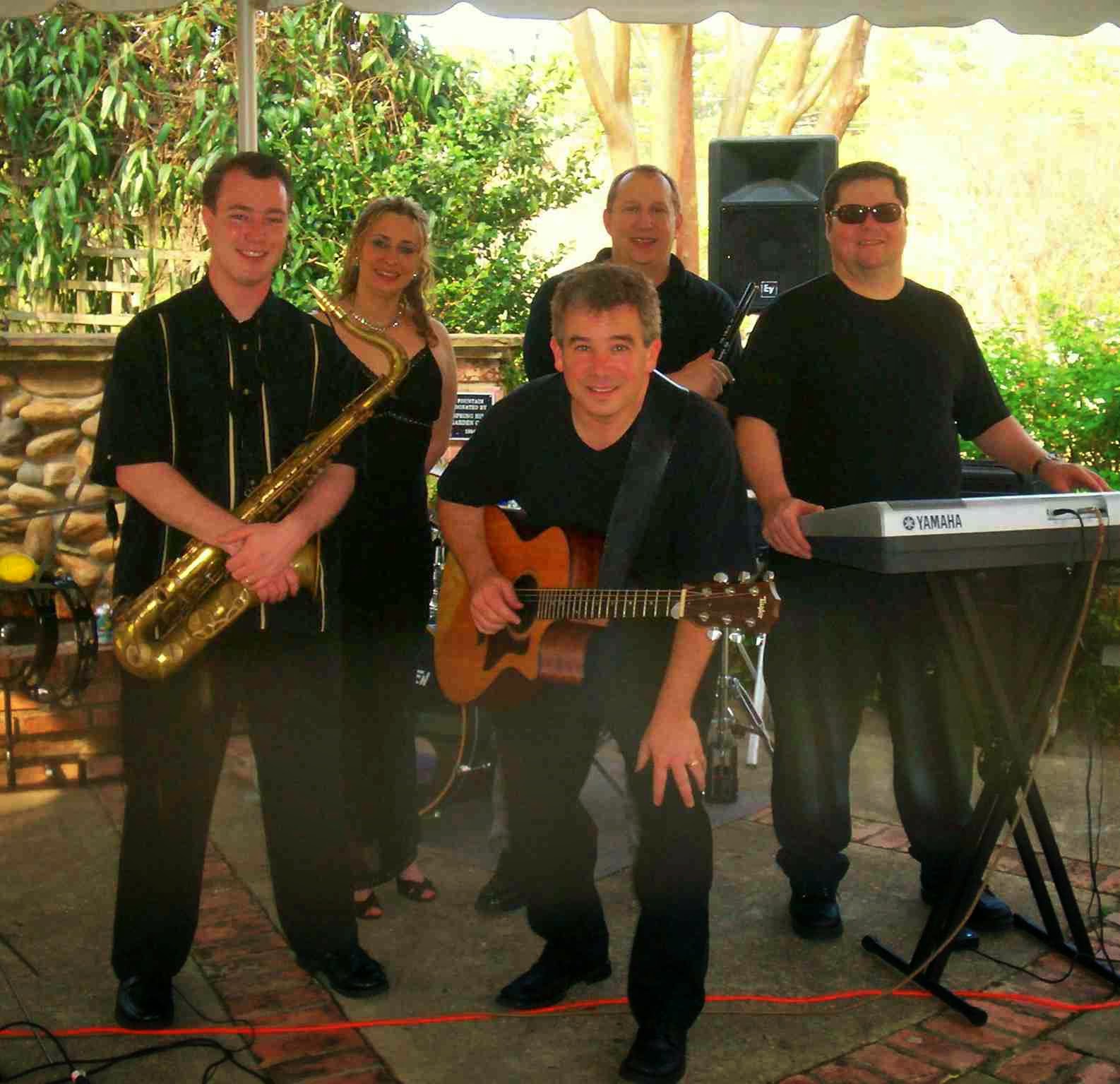 NOTICIAS Y EFEMERIDES MUSICALES Y DEL CINE: SIMPLY RED, UN 31 DE ...