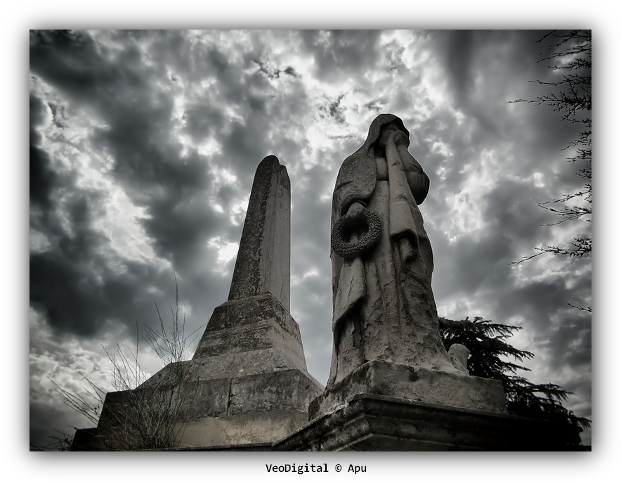 APU Barcelona VeoDigital : Arte funerario (Cementerio de Lleida).