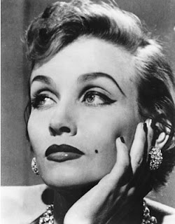 Dazzling Divas: Liz Renay