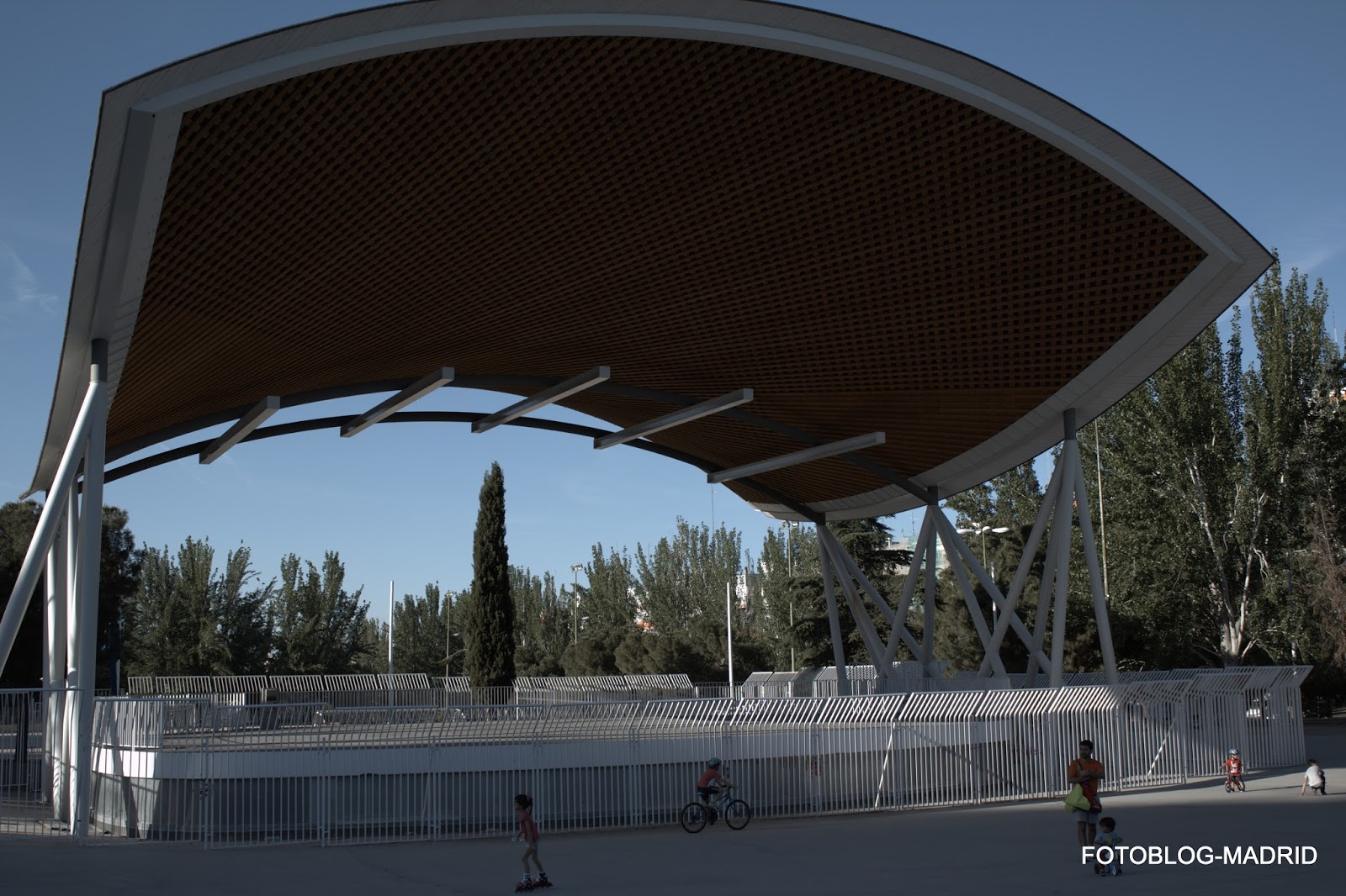 FOTOBLOG-MADRID: BARRIO DE ALUCHE