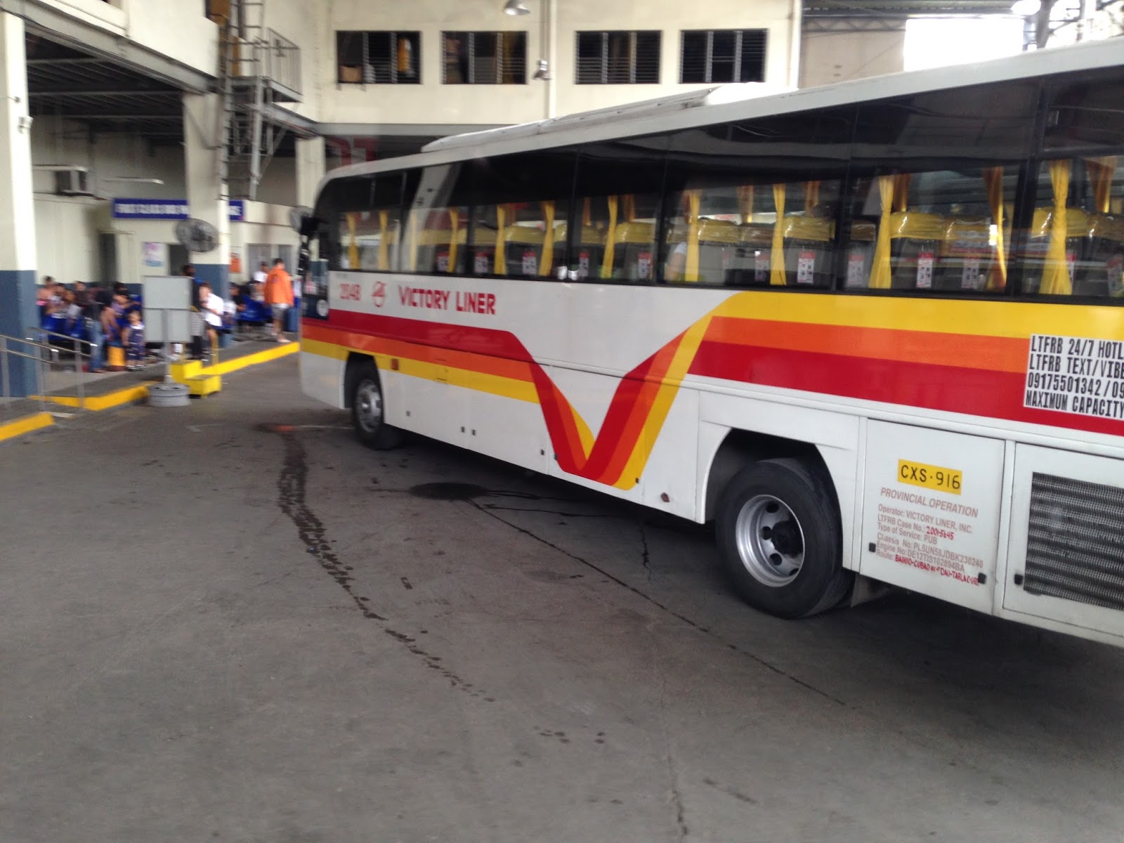manuelimson: Philippines: First Class (De Luxe) Bus from Cubao to ...