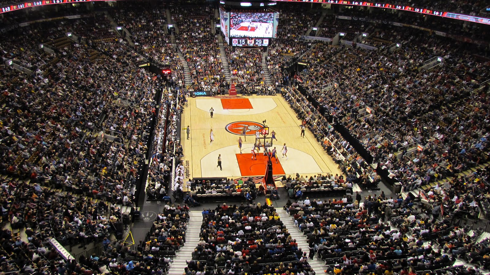 The World of Gord: Raptors vs Lakers at the ACC