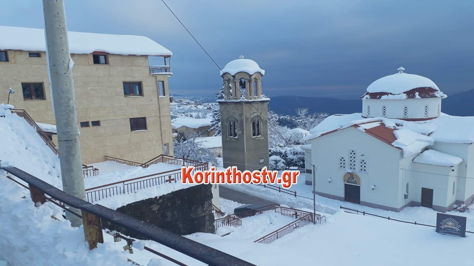 Συνεχίζεται η χιονόπτωση στα χωριά της Ορεινής Κορινθίας - Χωρίς ...