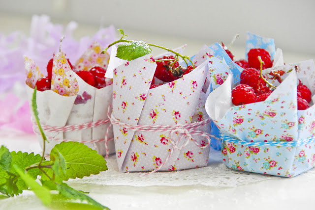 Icing Designs: DIY cupcake liners