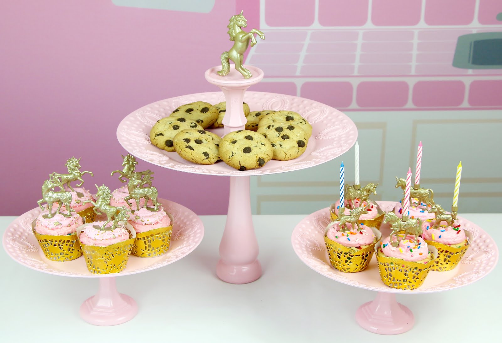 {VIDEO} DIY Dollar Store Cupcake Stand - The Lindsay Ann
