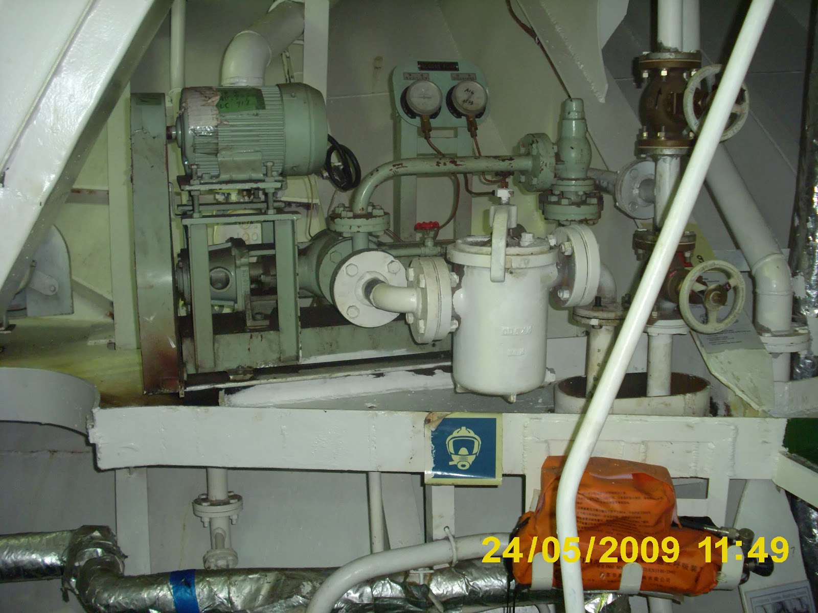 maritime world, ships machineries, shipping and seafarers: Ship machinery